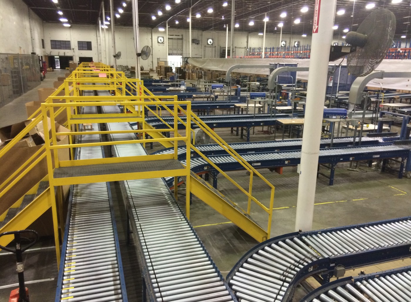 Conveyor Systems - Logic Material Handling